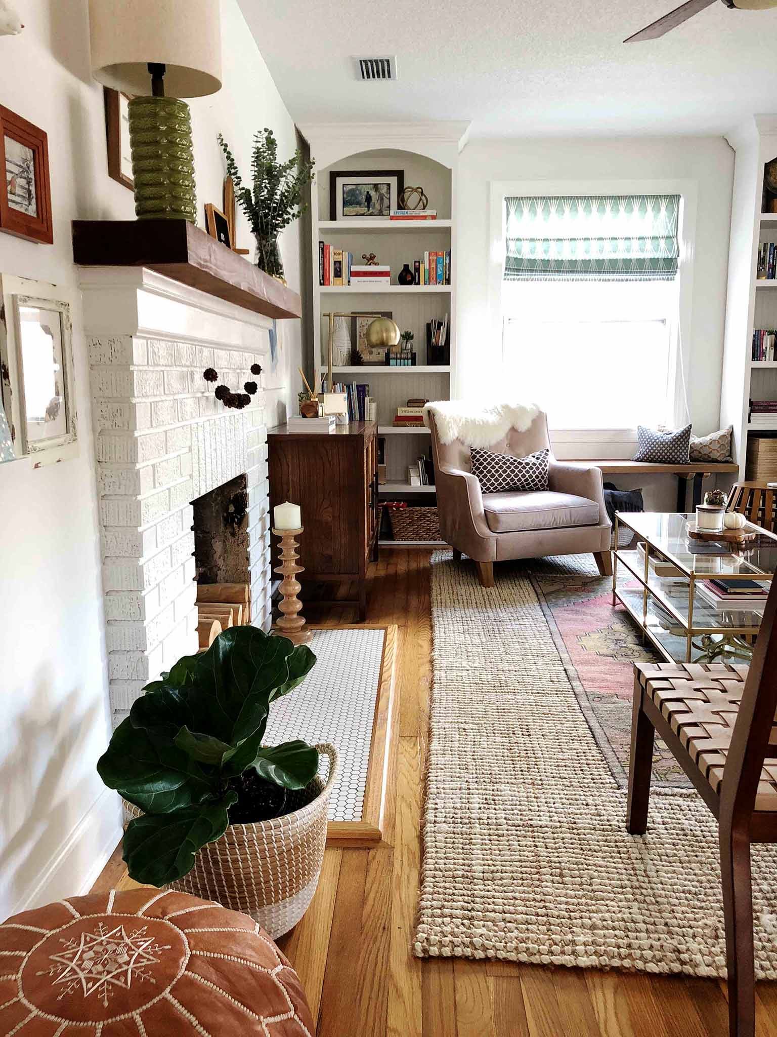 Simple Fall Decor For The Uncluttered Home